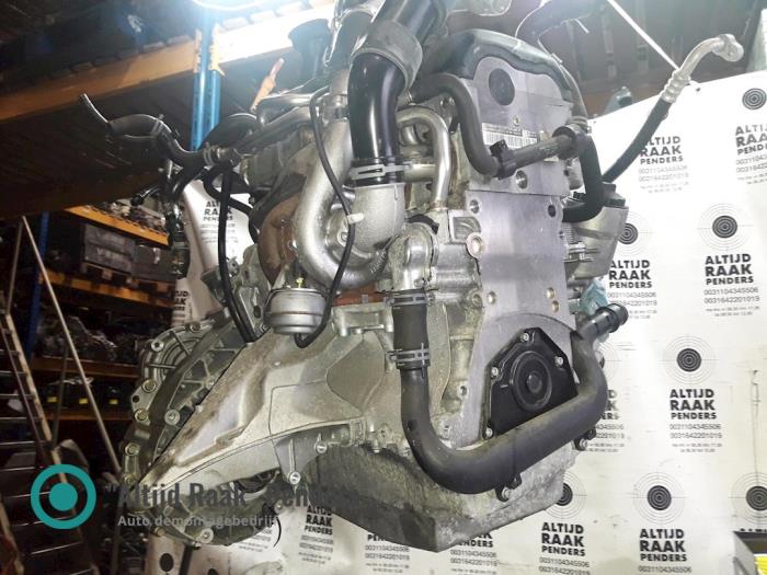 Engine Volkswagen Transporter T5 2 5 TDi 000570 AXE AXE
