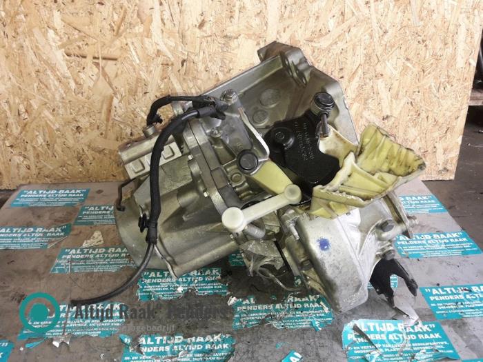 Gearbox Peugeot 308 SW 1.6 HDi 115 - 20ET47 DV6C 20ET47