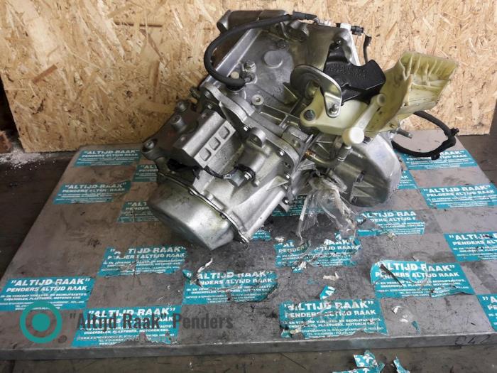 Gearbox Peugeot 308 SW 1.6 e-HDi 115 - 20ET46 DV6C 20ET46
