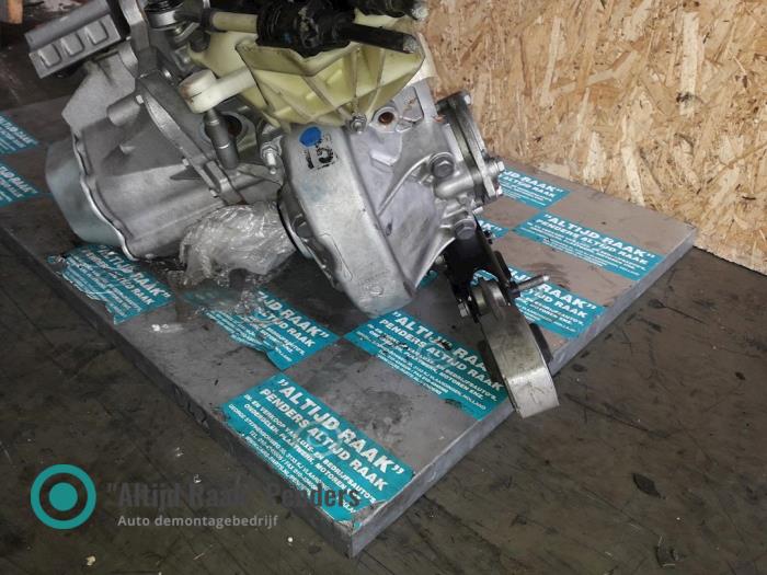 Gearbox Peugeot 308 SW 1.6 e-HDi 115 - 20ET47 DV6C 20ET47