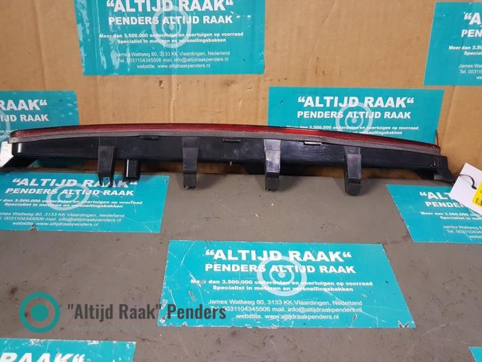 Third brake light Mercedes A 2.0 A-45 AMG Turbo 16V 4-Matic ...