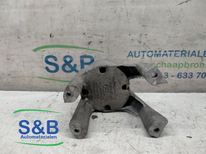 Soporte de motor Volkswagen Transporter - 7F0199849F