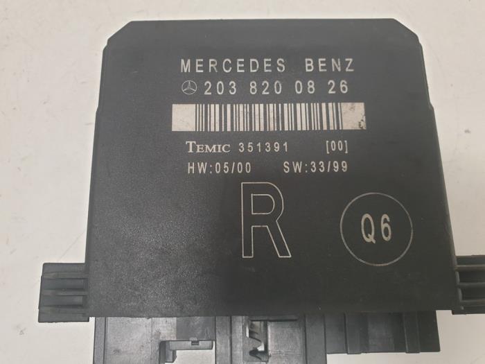 Computer, miscellaneous Mercedes C 2.2 C-200 CDI 16V - 351391 611962