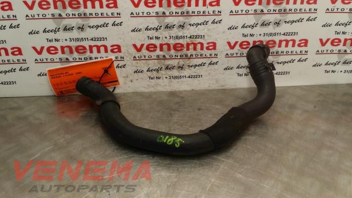 Radiator hose Mercedes C Estate 2.2 C-200 CDI 16V . - 2048305596
