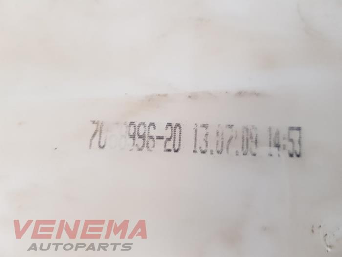 Front windscreen washer reservoir BMW 3 serie Touring 318i 16V - 45R015055