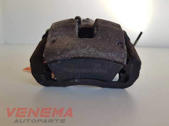 Front brake calliper, right Mercedes C Estate 2.2 C-200 CDI 16V ...