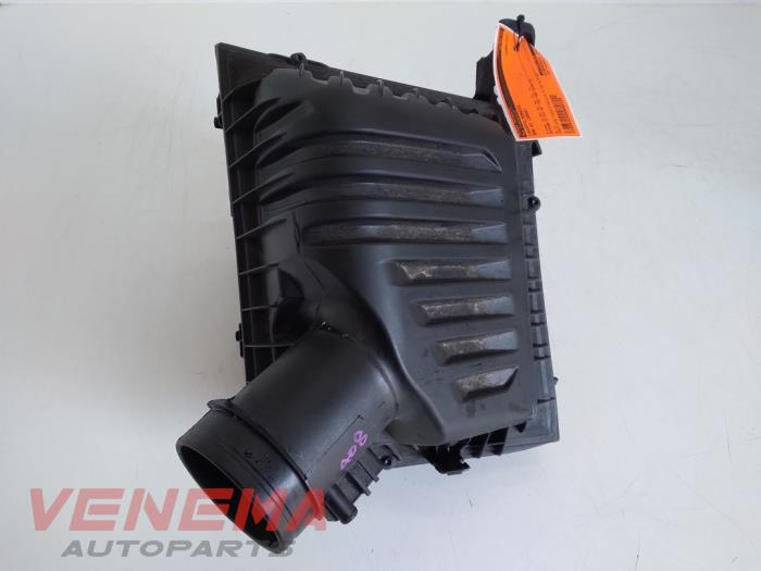 Air box BMW X1 sDrive 18d 2.0 16V - 13718513916 B47C20B