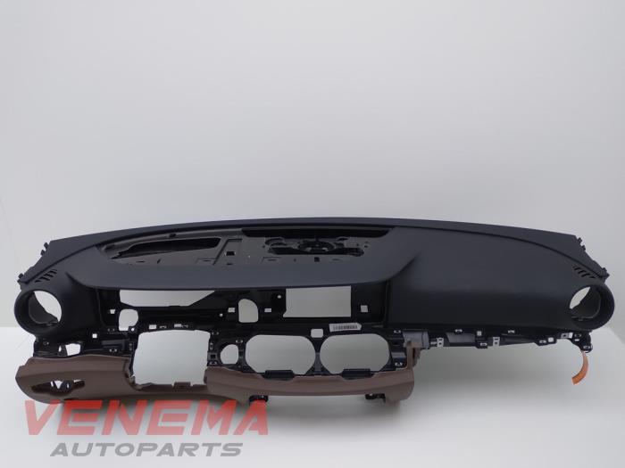Dashboard Mercedes E Estate E-200d 2.0 Turbo 16V - A2136809404