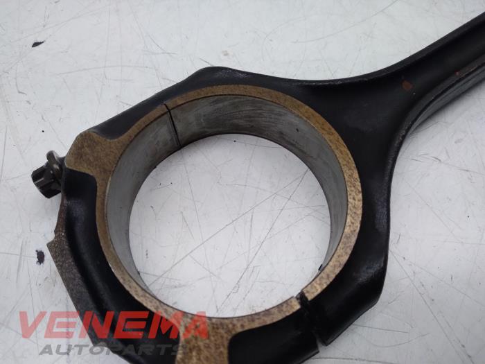Connecting rod Mercedes ML II 3.5 350 4-Matic V6 24V - A2730300620 272967