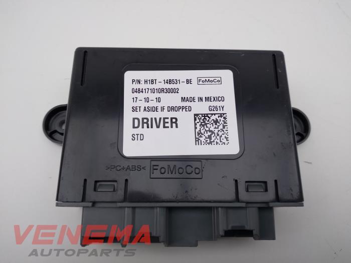 Central door locking module Ford Fiesta 7 1.0 EcoBoost 12V 100 ...