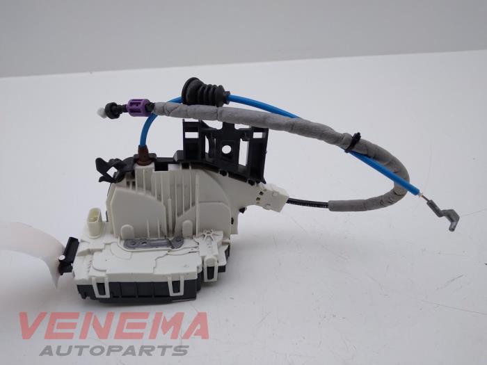 Front door lock mechanism 4-door, right Mercedes A 1.6 A-180 16V ...