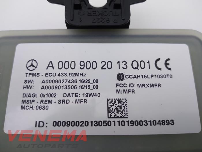 Tyre pressure module Mercedes E Estate E-300de 2.0 Turbo 16V ...