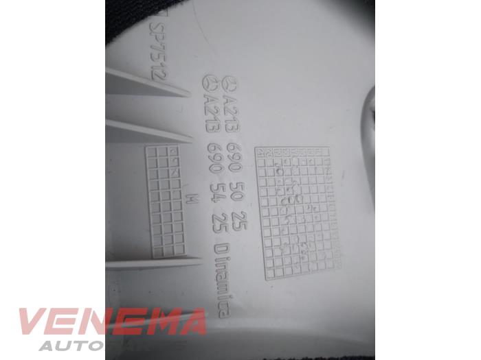Trim strip, rear right Mercedes E Estate E-300de 2.0 Turbo 16V ...