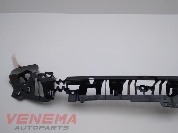 Rear bumper bracket central BMW 1 serie 118i 1.5 TwinPower 12V ...