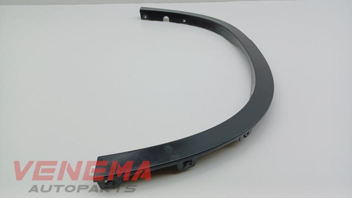 Flared wheel arch BMW X5 xDrive 40e PHEV 2.0 NVT - 51777294371