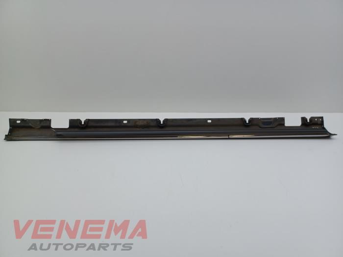 Side skirt, left Mercedes C Estate C-250 CDI BlueTEC, C-250 d 2.2 16V ...