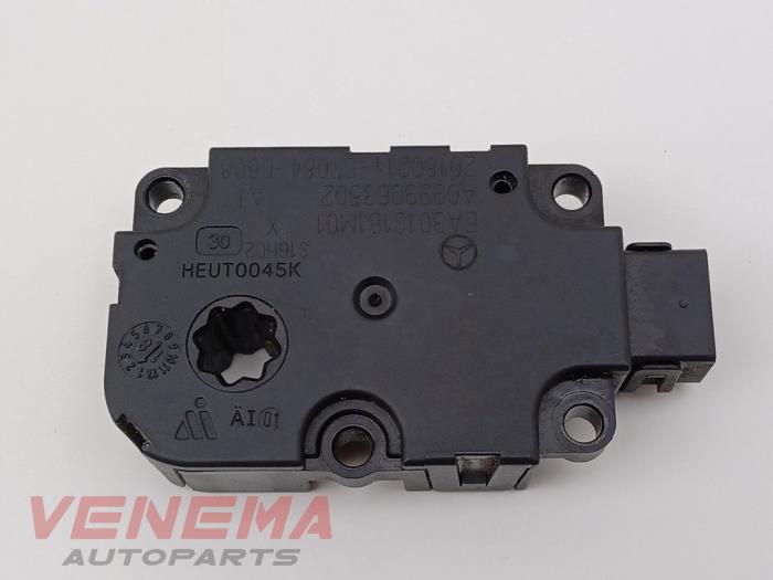 Heater valve motor Mercedes A 1.3 A-200 Turbo 16V - A0999065204 MERCEDES