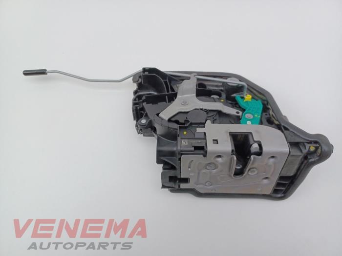 Rear door mechanism 4-door, right BMW X1 xDrive 25e 1.5 12V TwinPower ...