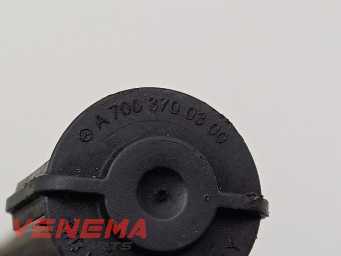 Oil fill pipe Mercedes A 2.0 A-220 Turbo 16V - A2463700384 260920