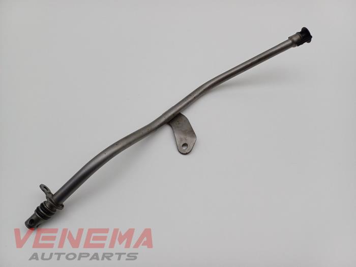 Oil fill pipe Mercedes A 2.0 A-220 Turbo 16V - A2463700384 260920