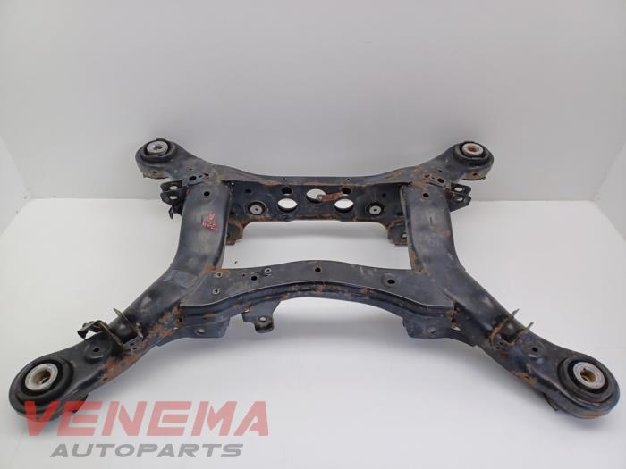 Mercedes ML III (166) 3.0 ML-350 BlueTEC V6 24V 4-Matic Faux châssis stock