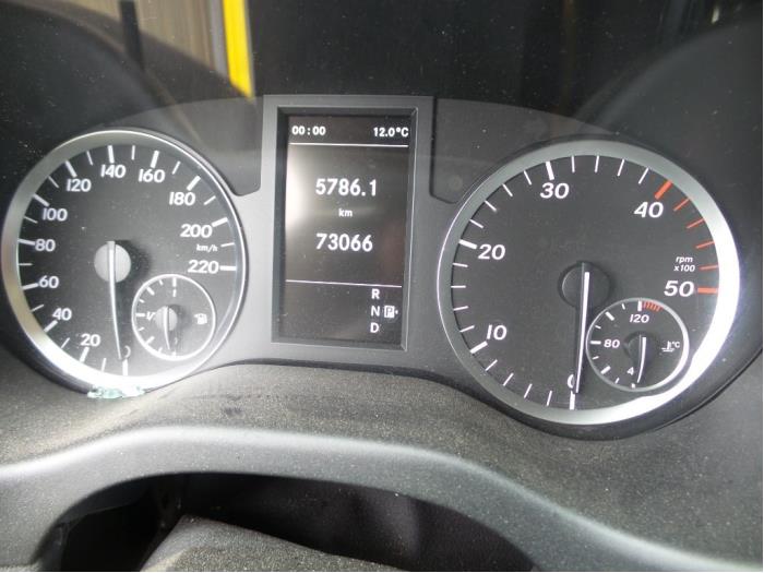 Gearbox Mercedes Vito 2.2 114 CDI 16V - R2312710400 651950 722908