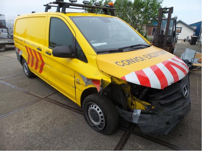 Gearbox Mercedes Vito 2.2 114 CDI 16V - R2312710400 651950 722908