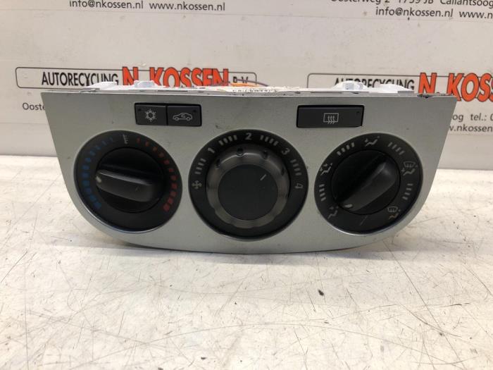 Opel Corsa Air conditioning control panels stock | ProxyParts.com