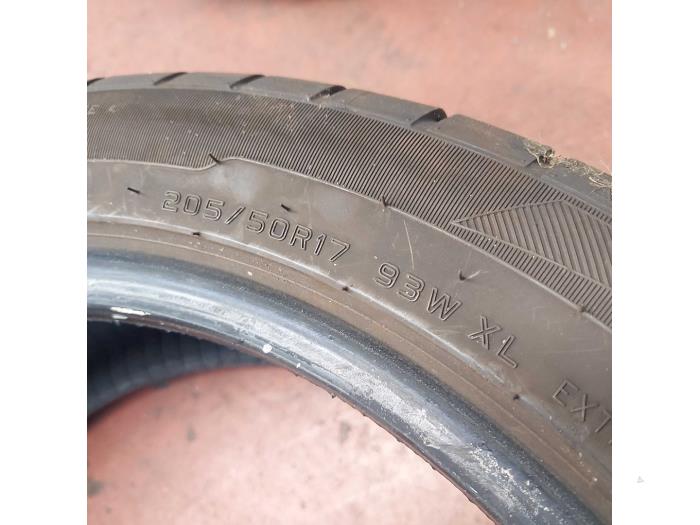 Tyre with tyre size 205/50/17 - GOLDLINE