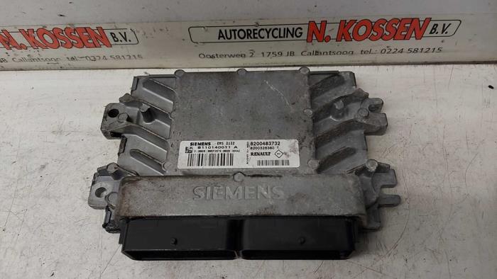 Ordinateur gestion moteur Dacia Logan 1.6 - 8200483732 K7M710 SIEMENS