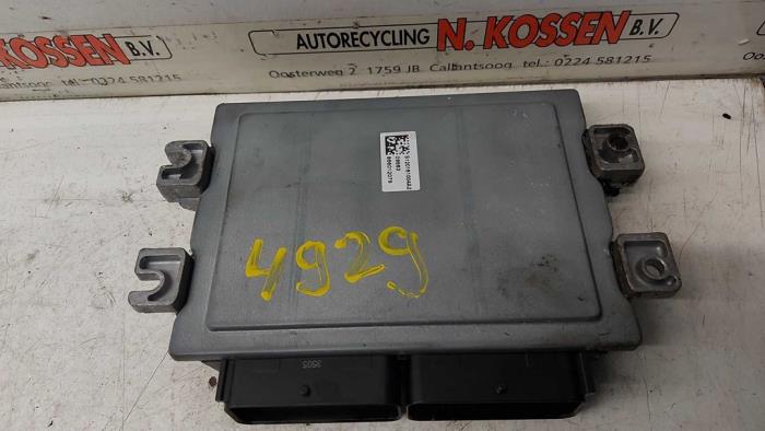 Ordinateur gestion moteur Dacia Logan 1.6 - 8200483732 K7M710 SIEMENS