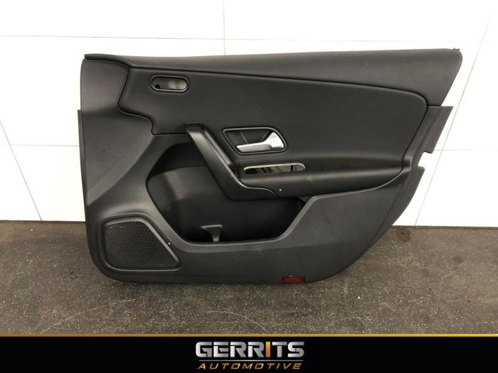 Front door trim 4-door, right Mercedes A 1.3 A-160 Turbo 16V - A1777203402