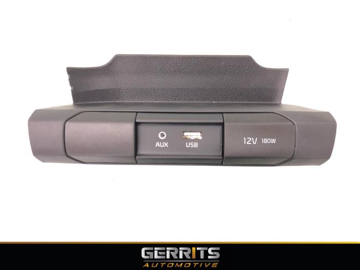 Kia Picanto Connexions USB stock | ProxyParts.fr