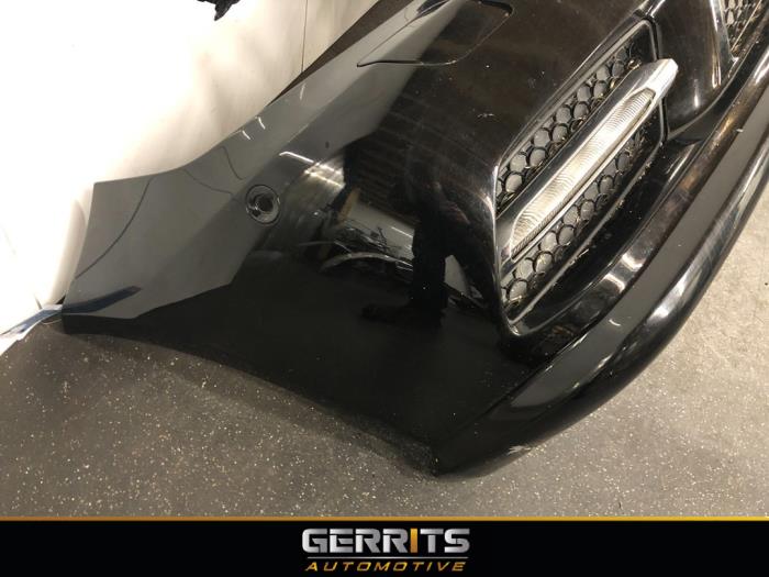 Front bumper Mercedes E E-200 CGI 16V BlueEfficiency 197 - A2078800447
