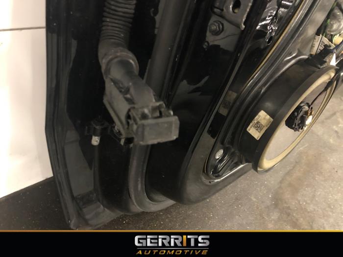 Rear door 4-door, right Mercedes CLA 1.3 CLA-200 Turbo 16V 191 ...