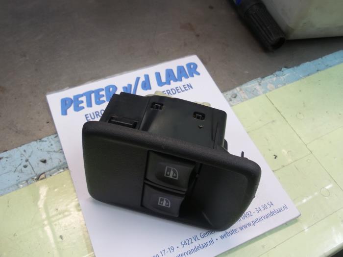 Dacia Lodgy (JS) 1.6 16V Commutateurs vitre électrique stock