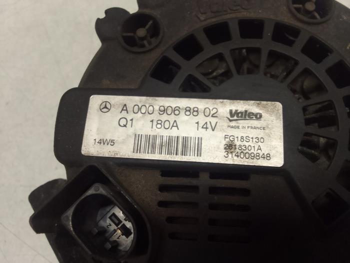 Dynamo Mercedes Sprinter 3,5t 313 CDI 16V - A0009068802 651955 VALEO