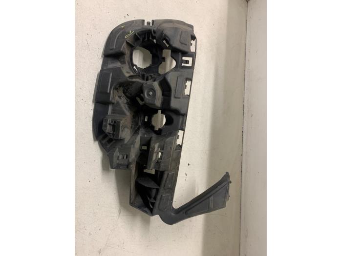 Headlight frame, right BMW X3 xDrive20d 16V - 51117212956 Synthetic