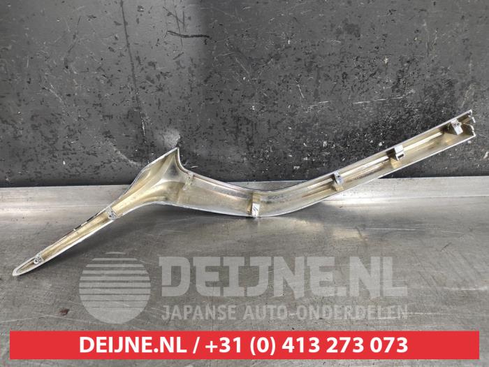Grille strip Mazda CX-5 2.2 SkyActiv-D 150 16V 2WD - K3887