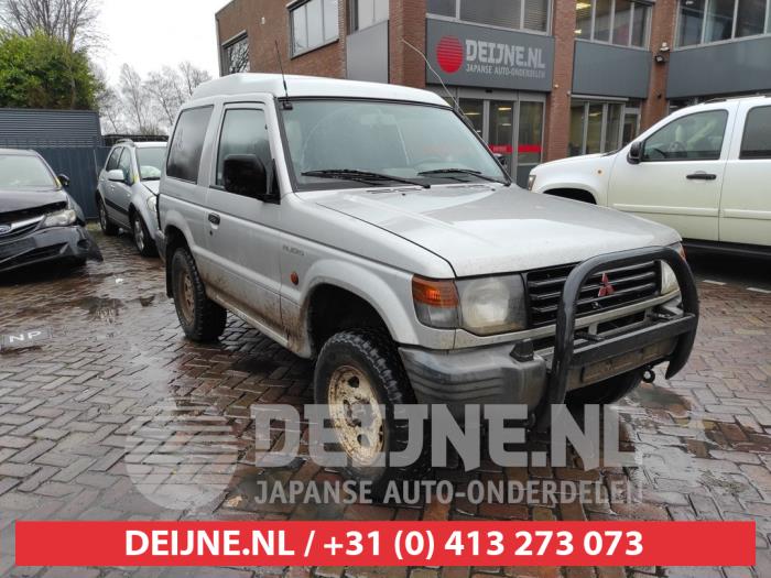 Front Bumper Mitsubishi Pajero Hardtop 2 5 Td I C