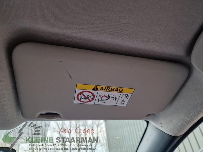 Nissan Micra (K14) 1.0 IG-T 100 Sonnenblenden Vorrat