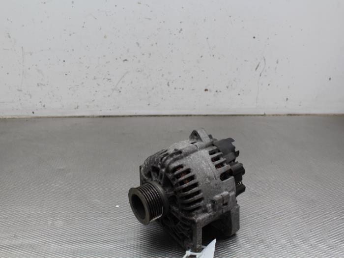 Dynamo Renault Megane II 1.6 16V - 8200667619 K4MD8 VALEO