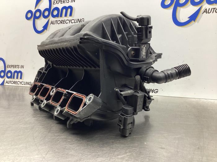 Intake manifold Volkswagen Golf V 1.4 FSI 16V - 03C133204AH BLN