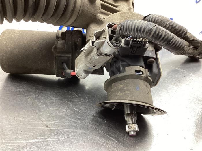 Power steering box Suzuki Swift 1.3 VVT 16V - 3872073K10 SHOWA