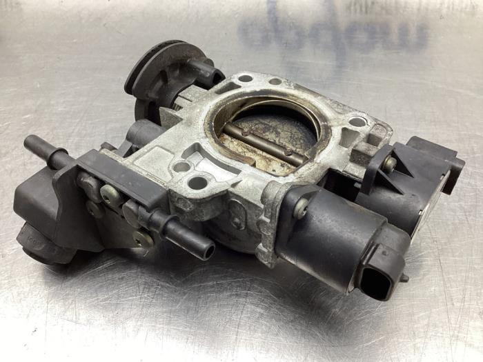 Throttle body Peugeot 206 CC 2.0 16V - 1982A0639 RFN SOLEX