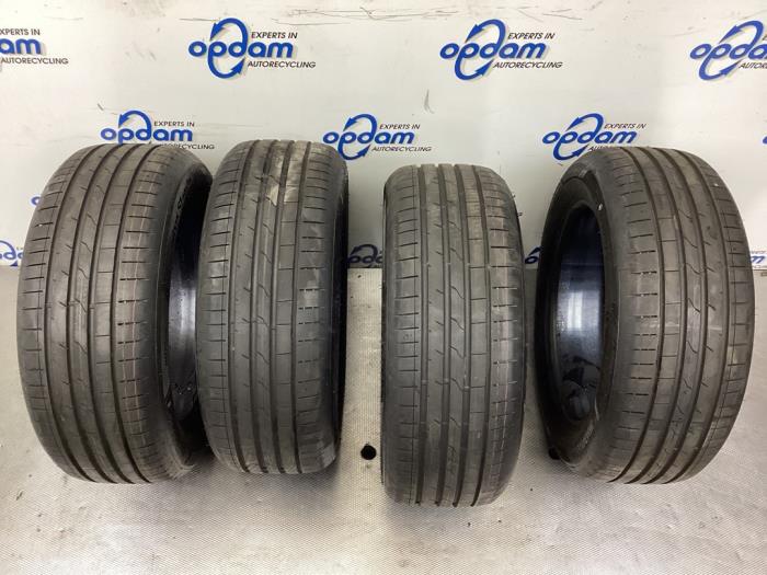 Tyre with tyre size 225/55/18 - HANKOOK - Gebr Opdam B.V.