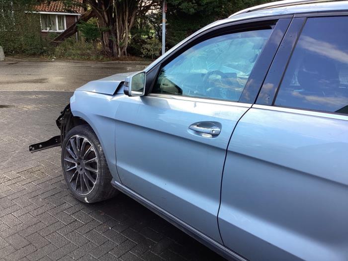 Door 4-door, front left Mercedes GLE 400 3.0 V6 24V 4-Matic 988 ...