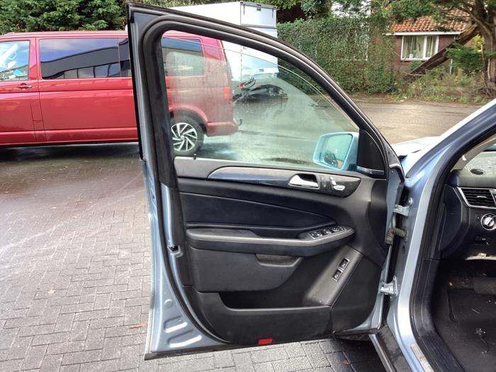 Door 4-door, front left Mercedes GLE 400 3.0 V6 24V 4-Matic 988 ...