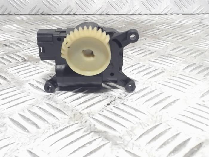 Clapets chauffage moteur avec numéro d'article 6Q0907511 stock