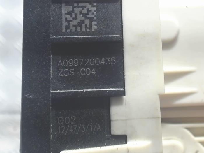 Rear door lock mechanism 4-door, left Mercedes E Estate E-250 CDI 16V ...
